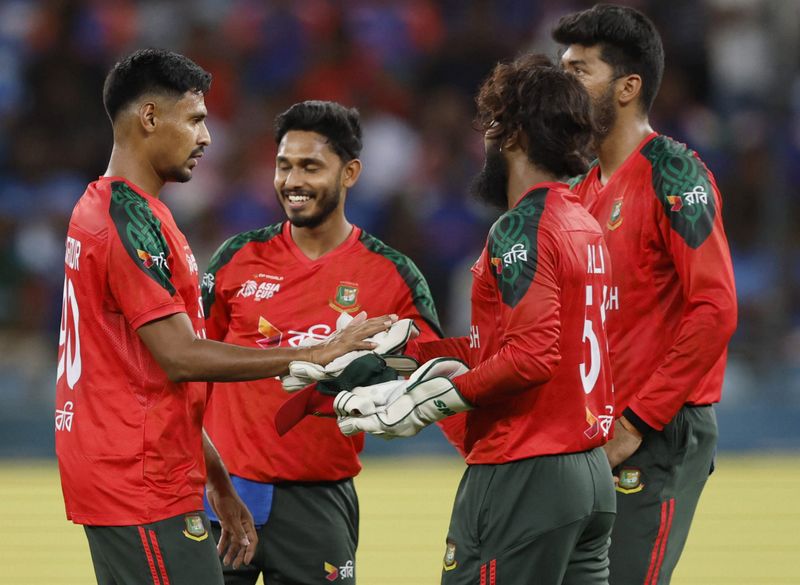 ICC And BCB Lock Horns Over Bangladesh's T20 World Cup Matches - FAME ...